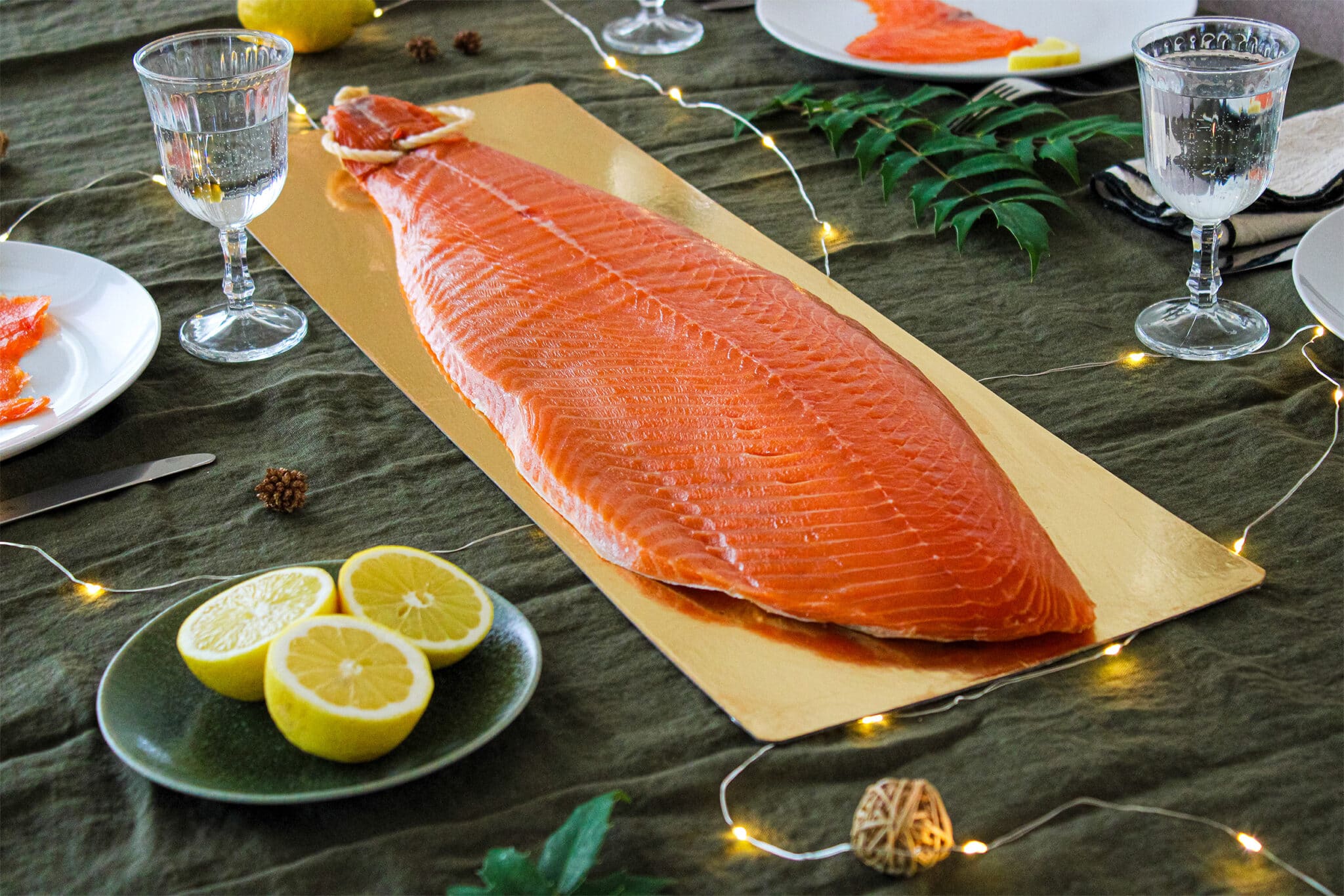 Filet de Saumon Fumé à la Ficelle Tranché 1,8 kg - Le Marché de la Mer